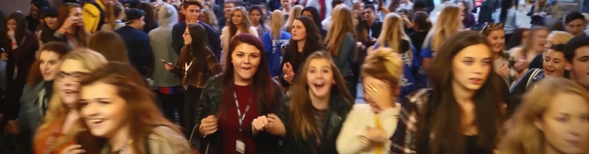 How to advertise to students at freshers fairs